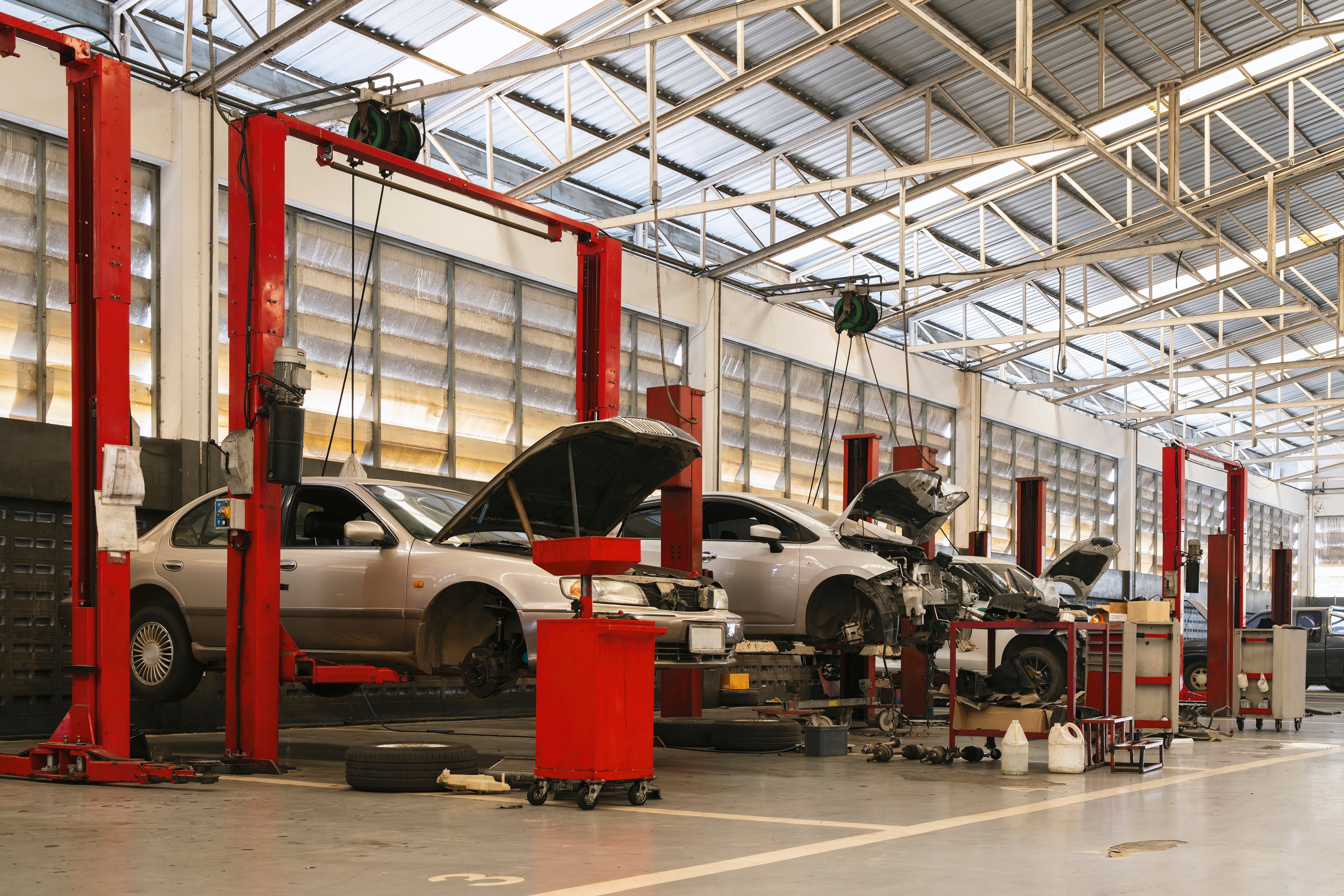 Automotive Overhead Power Distribution | Track Busway